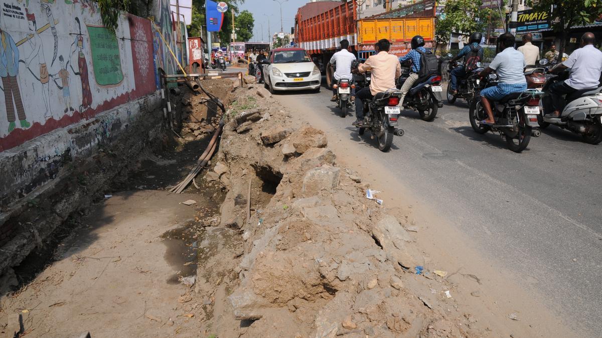 Erode city reels under traffic congestion due to works on arterial ...