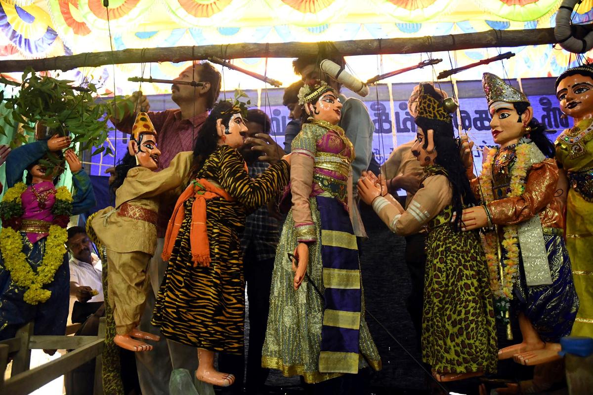 These puppeteers pull strings to keep alive a tradition at ...