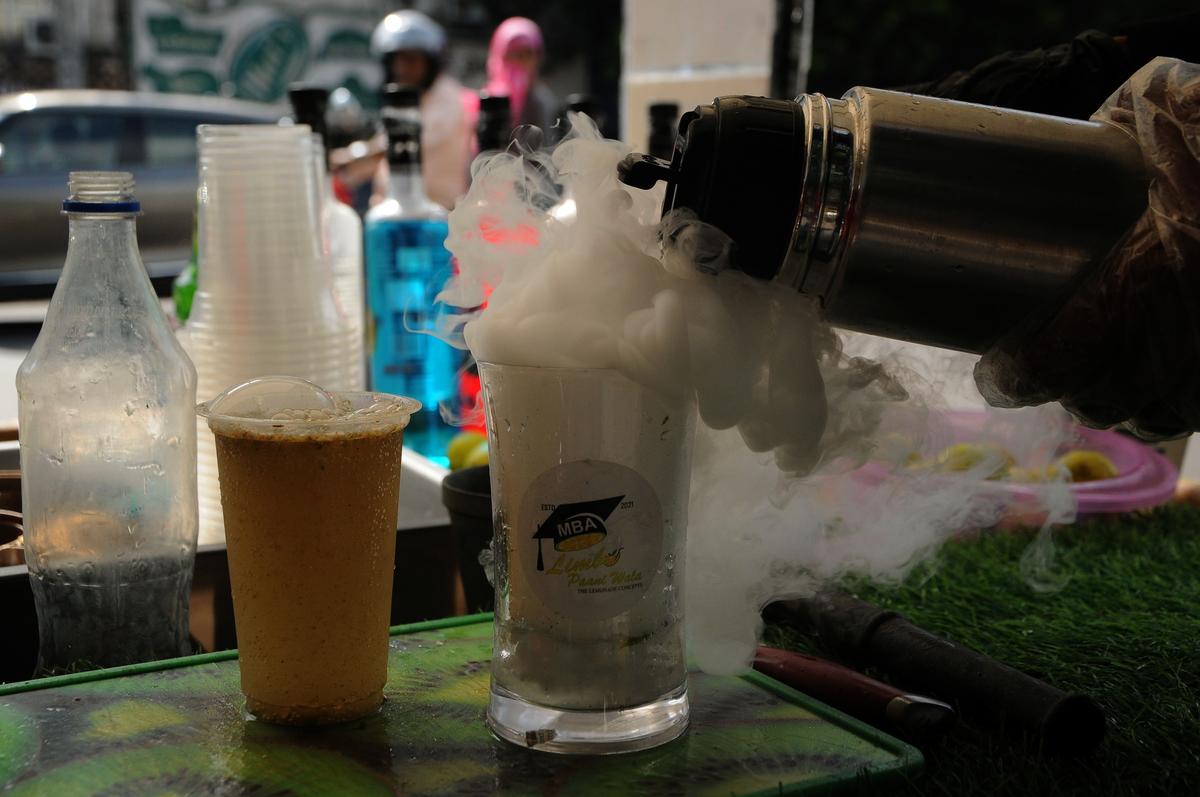 Taking lemonade, seriously, MBA Limbupaniwala - The Hindu