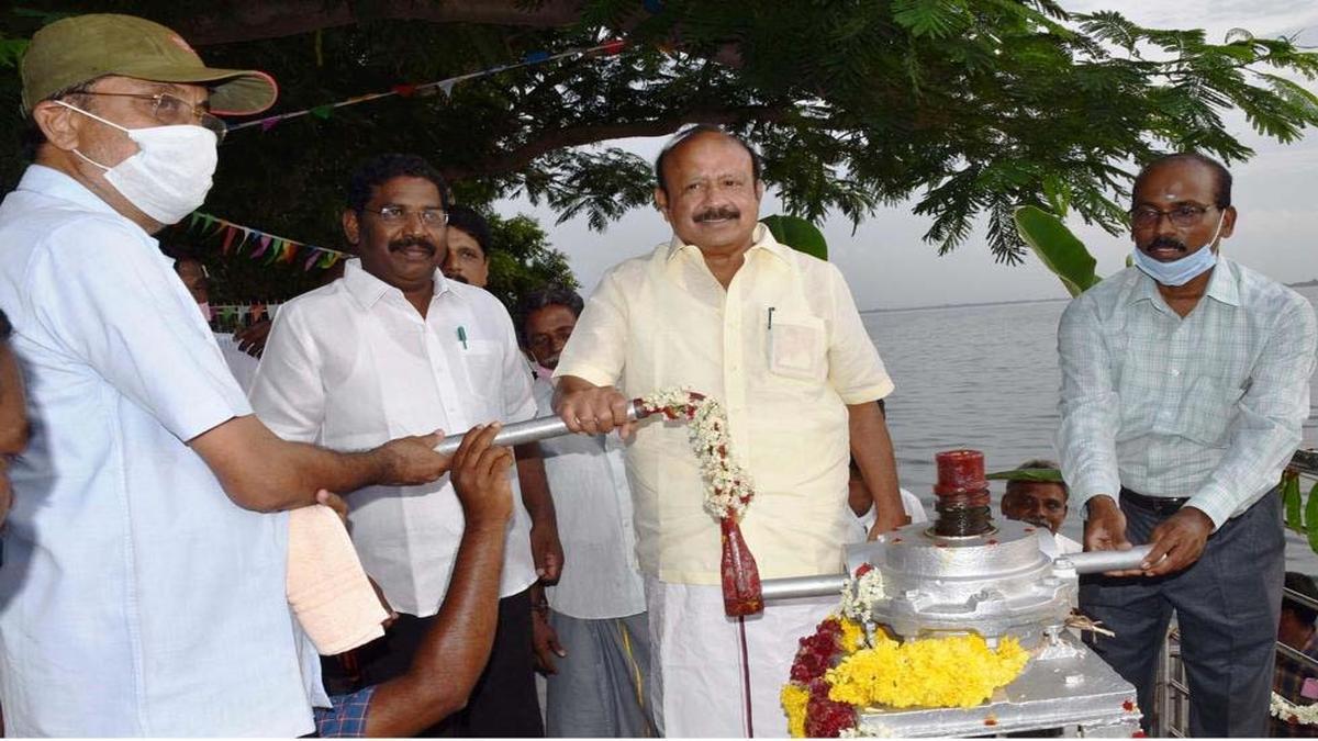 Water released from Lower Anicut and Veeranam for irrigation in four ...