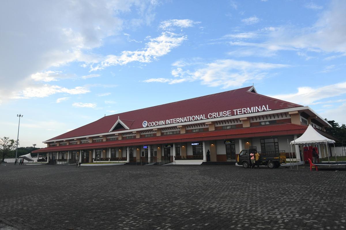 Kochi | Naval, Port, Shipyard - Projects & Events | Page 240 ...