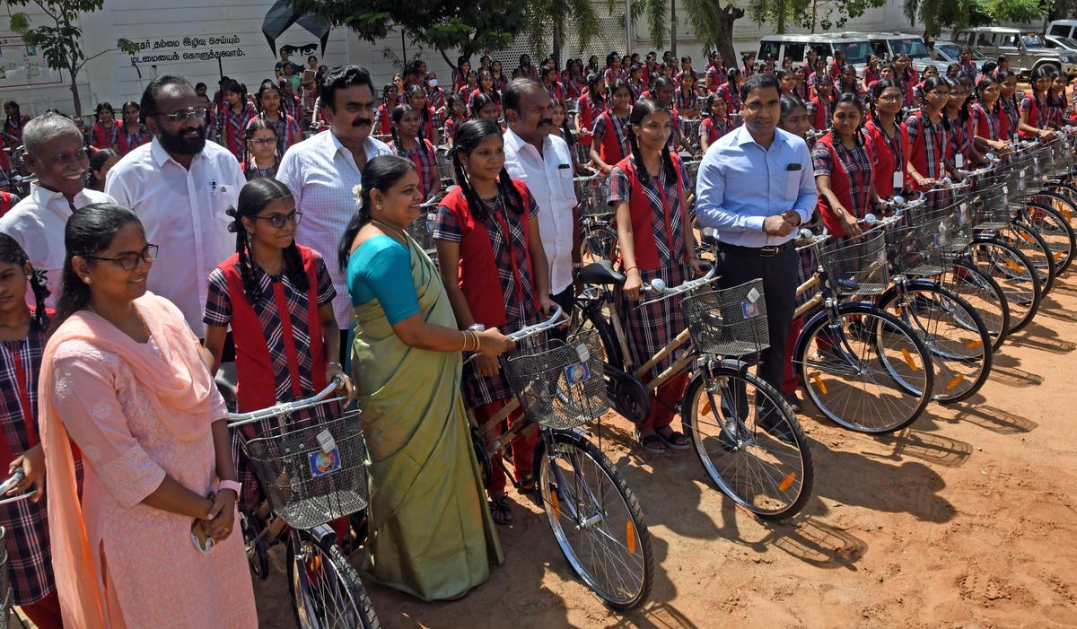 Be a friend to your students, minister tells teachers - The Hindu