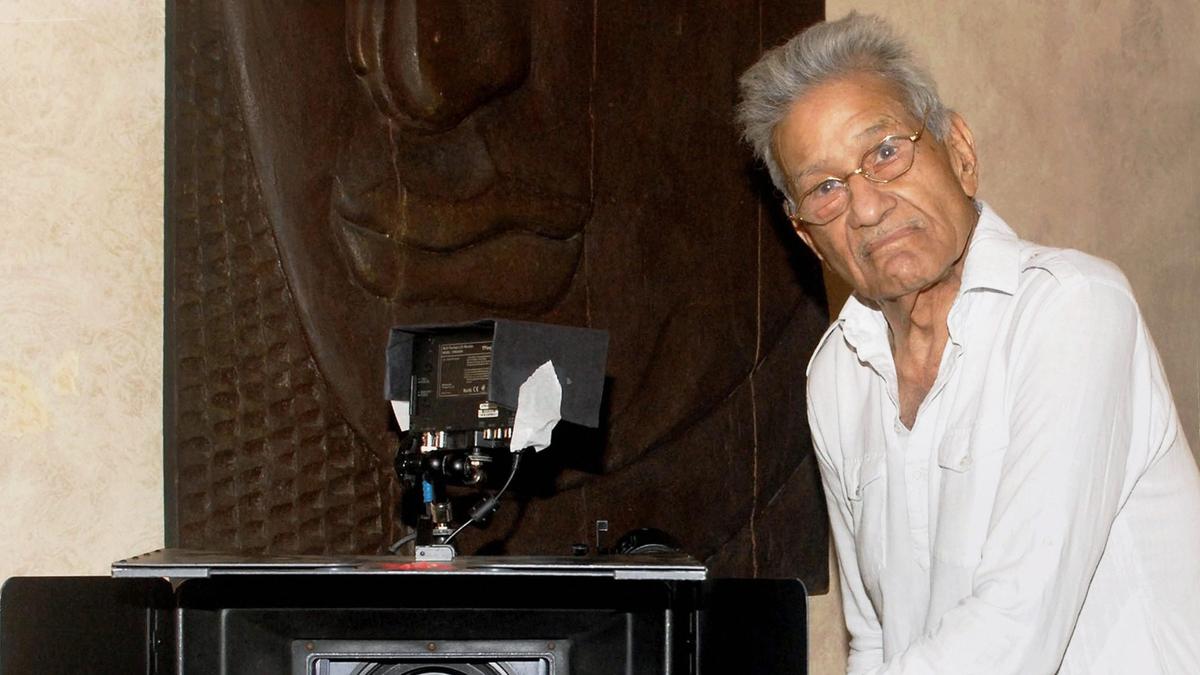 ‘Nagin’, ‘Jaani Dushman’ director Rajkumar Kohli passes away at 95 ...