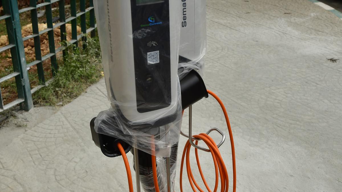 BBMP to set up EV charging stations, five locations identified - The Hindu