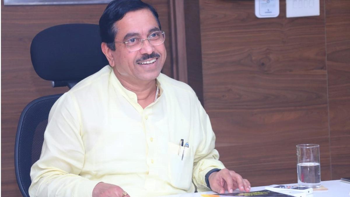 Joshi terms 40% commission allegations baseless - The Hindu