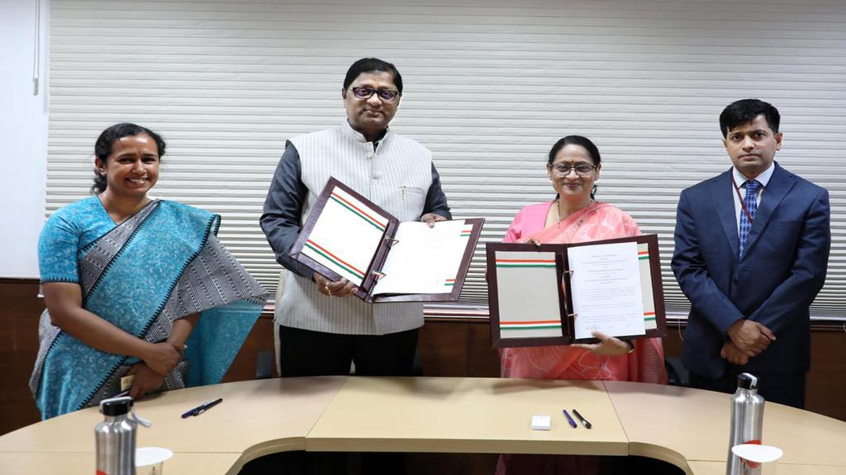 EFLU-Hyderabad to impart communication lessons to IAS trainees - The Hindu