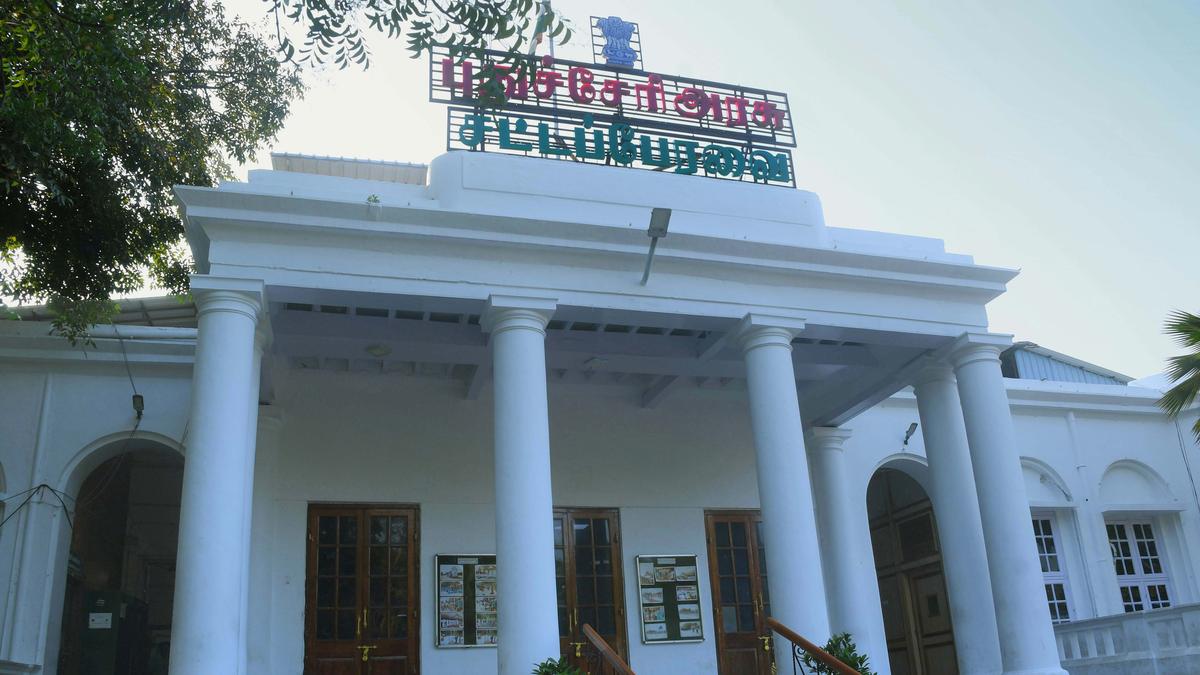 Covid-19 | Masks made compulsory at Puducherry Assembly - The Hindu