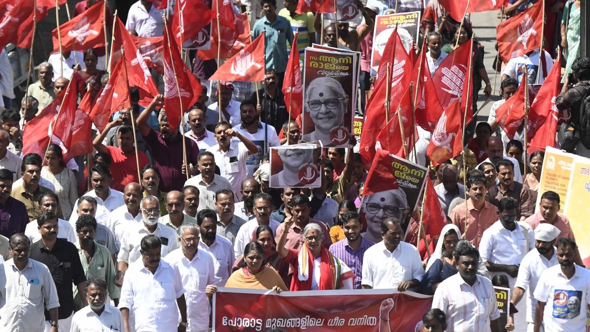 Annie Raja kicks off campaign in Wayanad - The Hindu