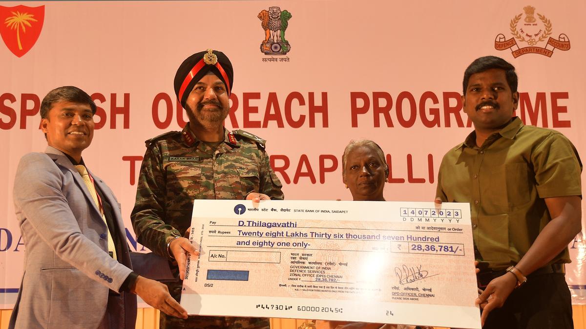 Ex-service persons should set an example for the rest of citizens, says ...