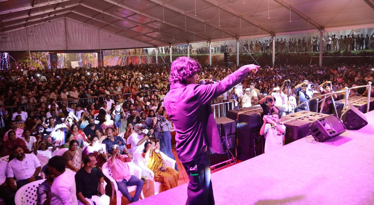 Vedan performs at Ente Keralam event in Idukki - The Hindu