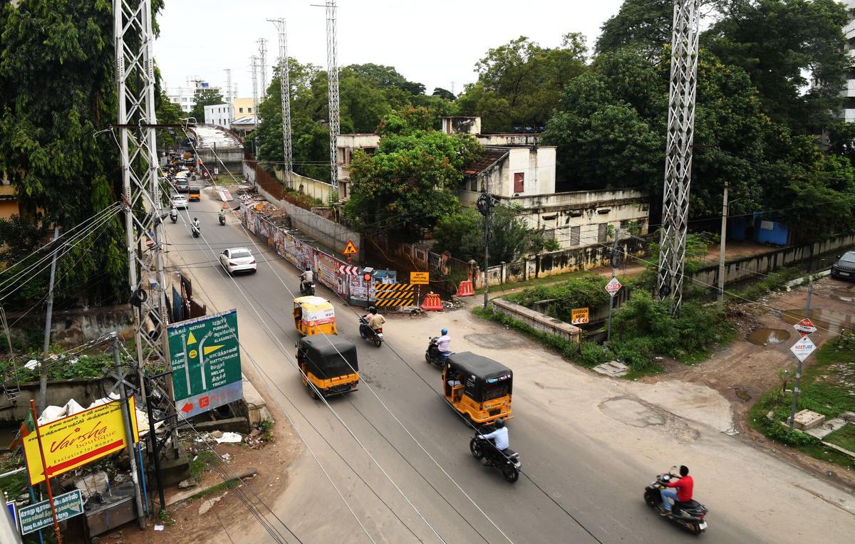 One more traffic diversion planned to complete elevated corridor work ...