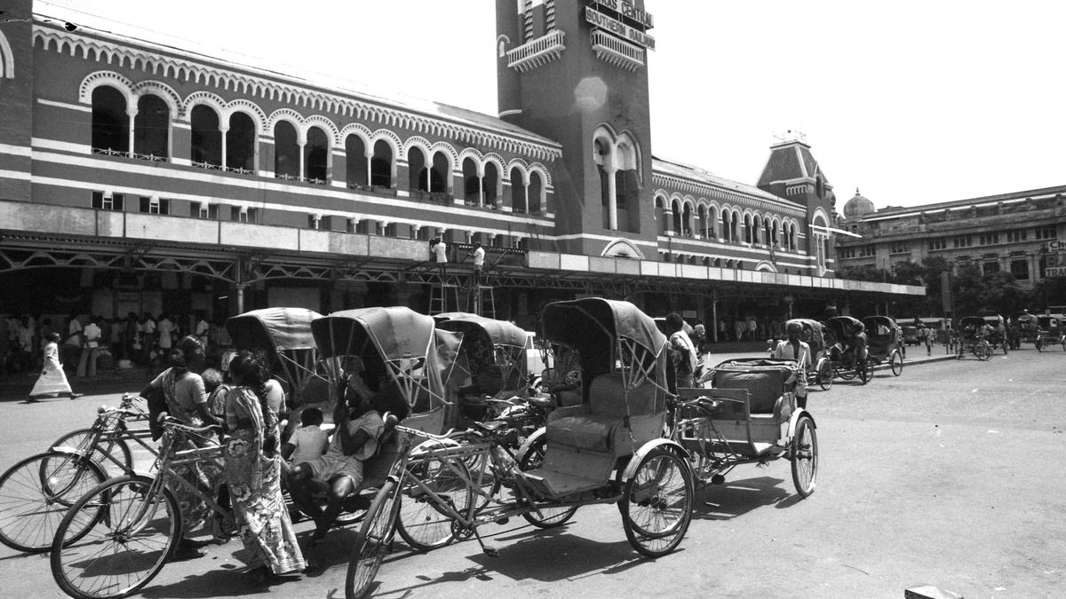 Also Ran | Cycle rickshaws: of the past and present in a changing city ...