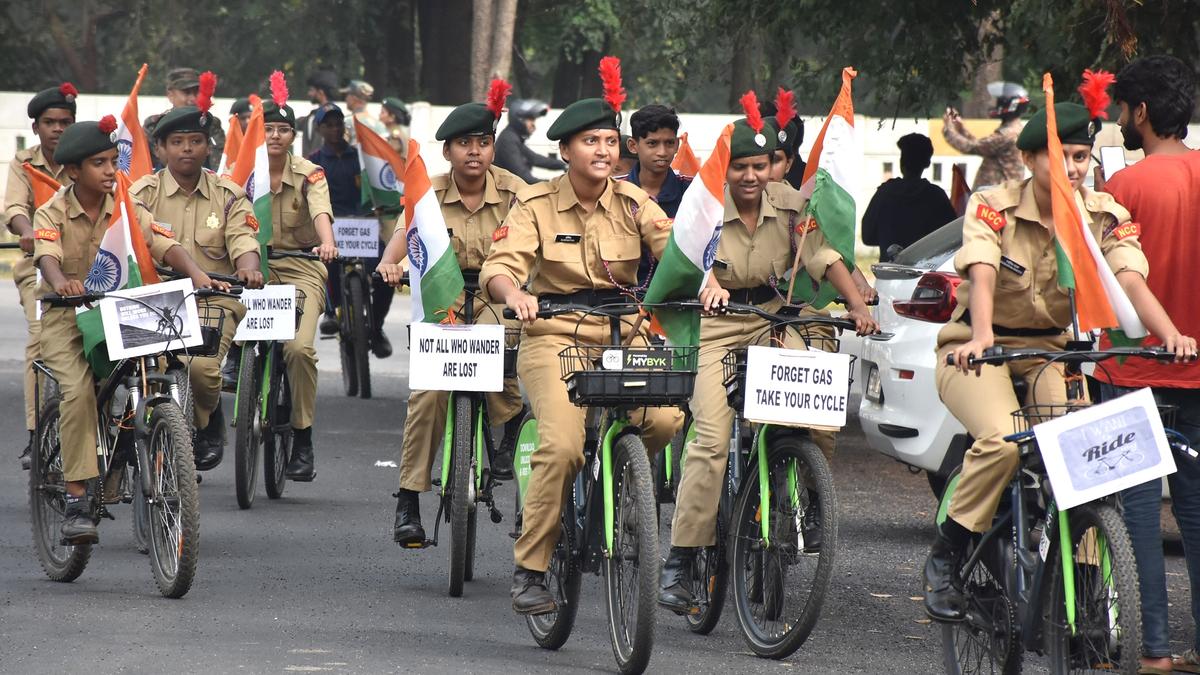 76th NCC Day: Cadets take out cycle rally in Mysuru - The Hindu