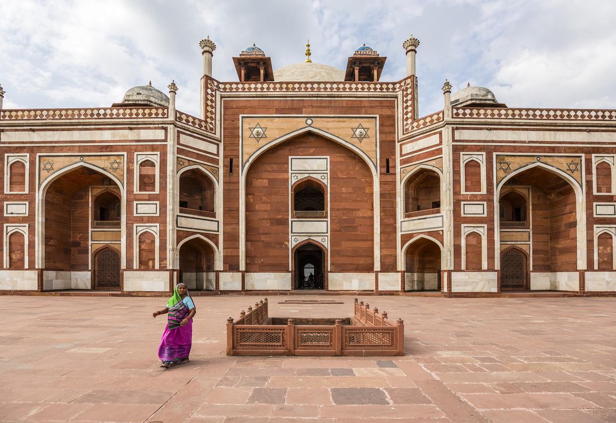 Austrian historian Ebba Koch spotlights the forgotten Mughal emperor ...