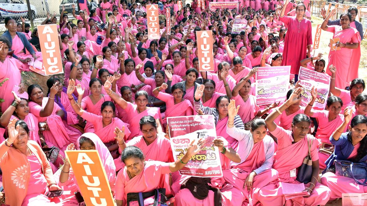 ASHA workers to strike work in State from today - The Hindu