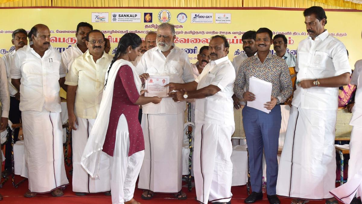 2,714 candidates get offer letters at job mela - The Hindu