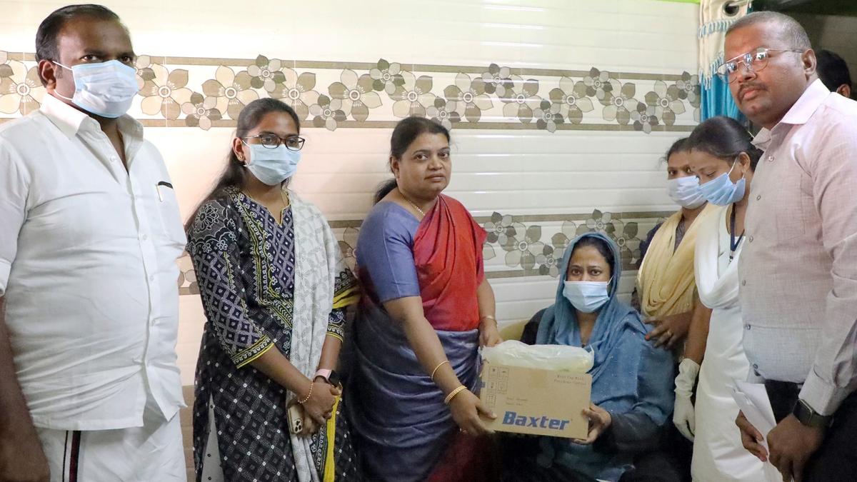 CAPD kit given to patients undergoing dialysis in Thoothukudi - The Hindu