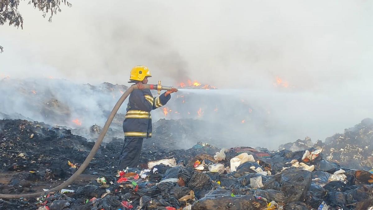 Malumichampatti Panchayat Dumping Site Near Coimbatore Catches Fire