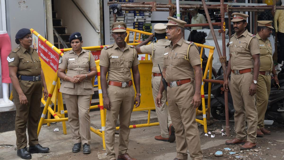 Andhra Pradesh: Police step up vigil on banned PFI and its frontal ...