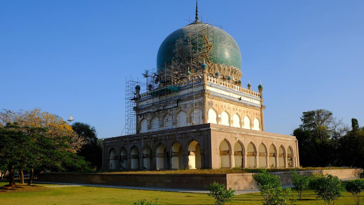 Madhu Yaskhi Goud files PIL to stop work on Qutb Shahi funerary complex ...