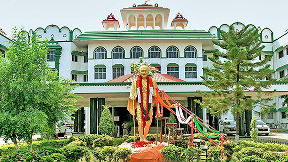 New set of HC judges will preside over court proceedings - The Hindu