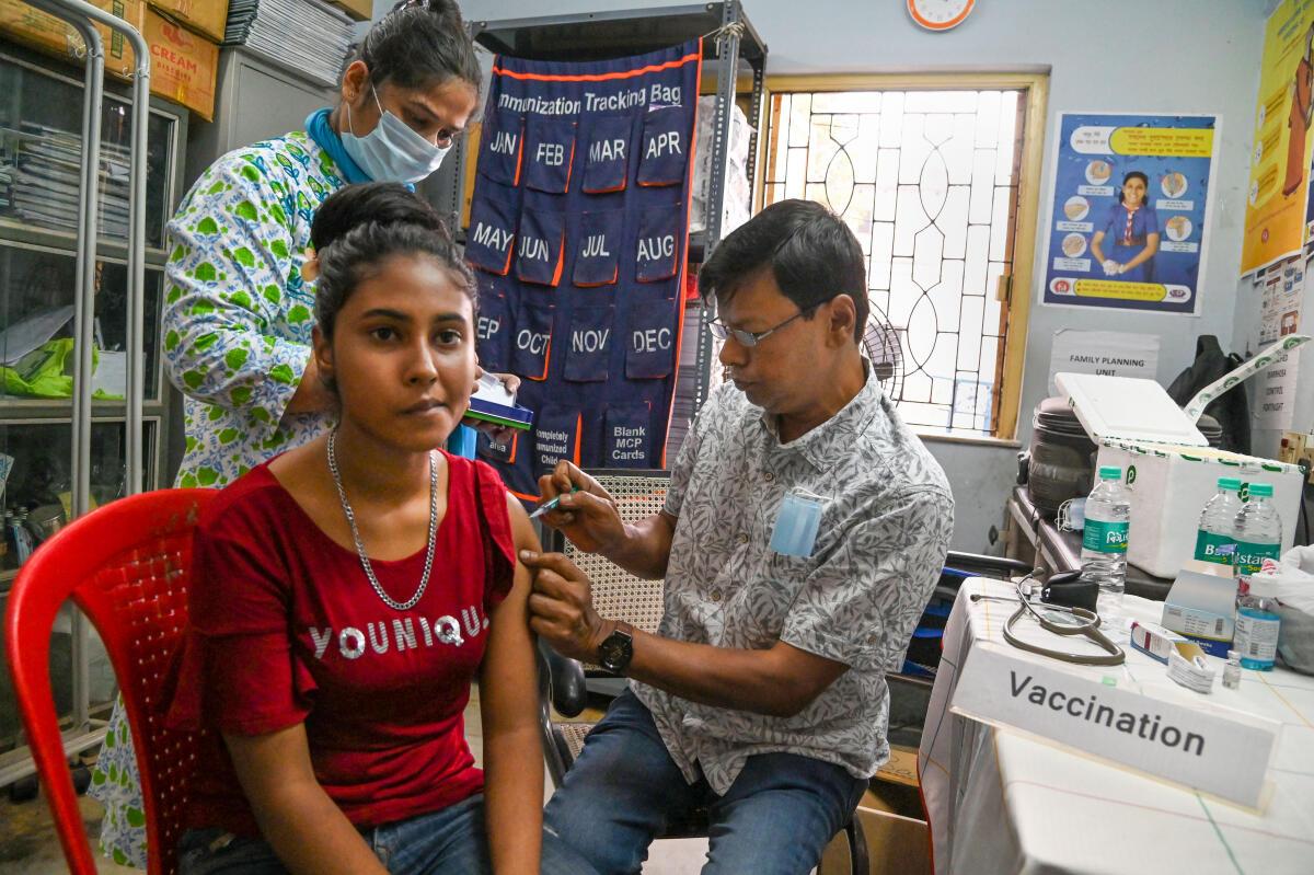 Watch | What is the Human Papillomavirus Virus vaccine? - The Hindu