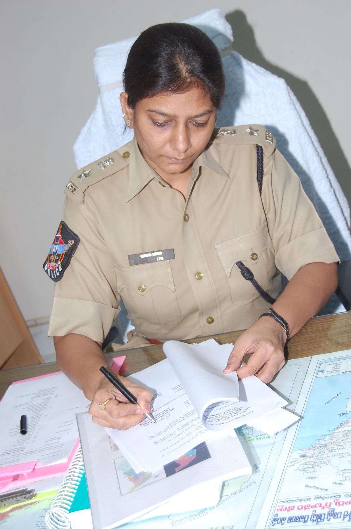 Telangana IPS reshuffling Sep 2025 | Sajjanar is new Hyderabad Police Commissioner, Charu Sinha ...