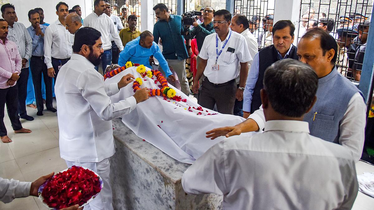 Nitin Desai suicide case | FIR registered against ECL Finance, Edelweiss Group officials - The Hindu