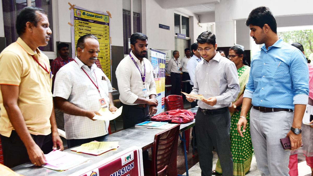 Coimbatore Collector stresses need for students to pursue higher ...