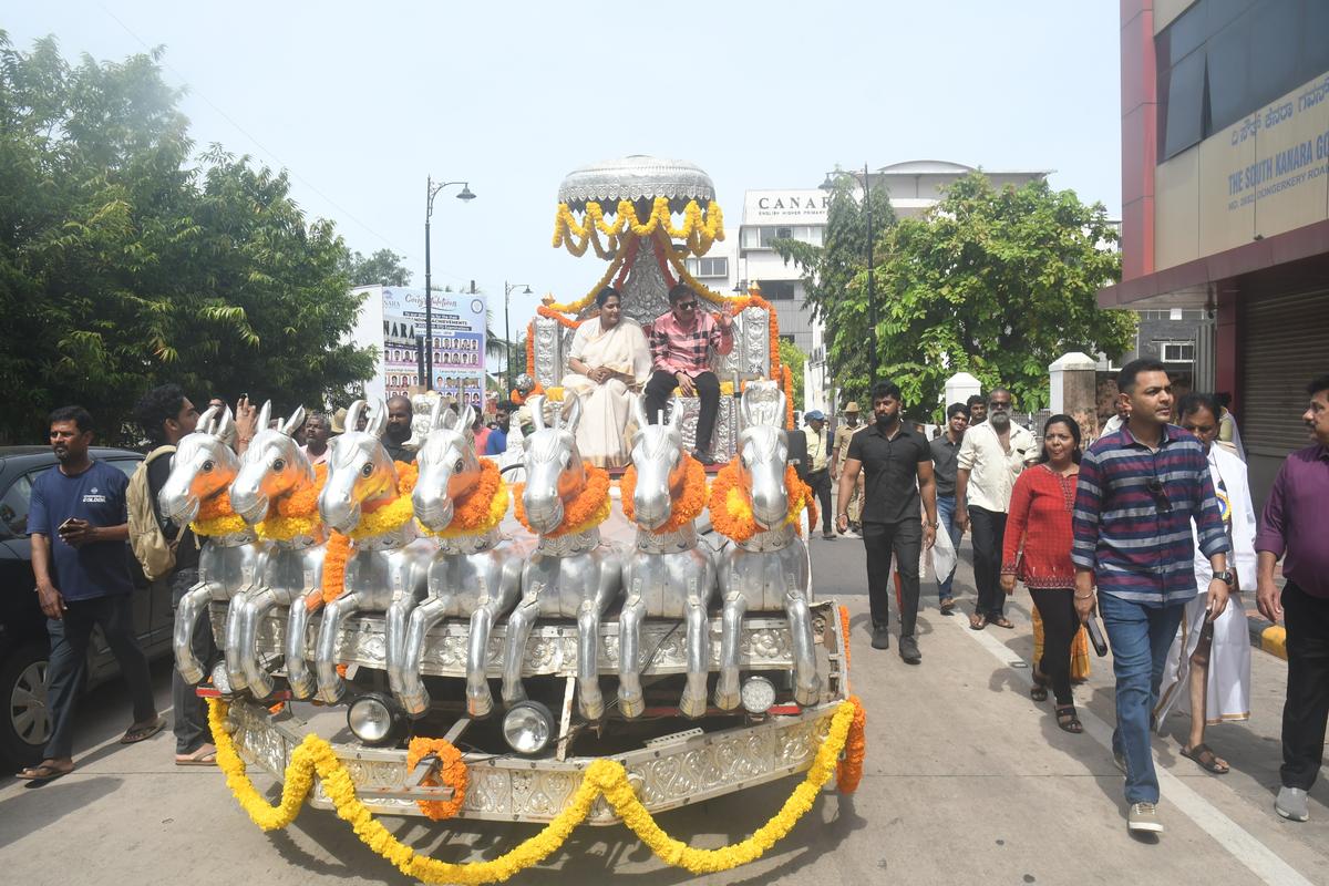 If given intense roles, I will act in Tulu, Konkani, Kodava films ...