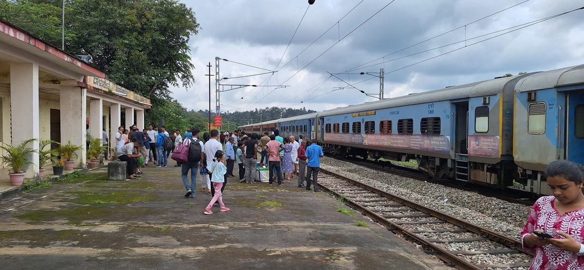 Landslip near Sakleshpur affects train services on Mangaluru-Bengaluru ...