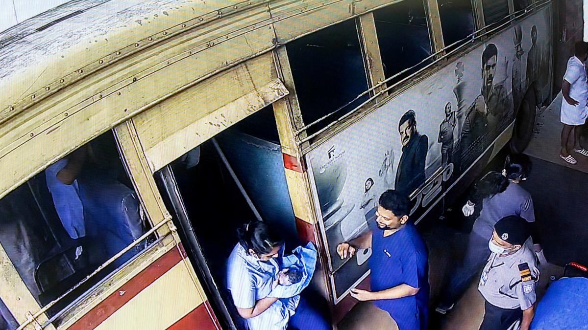 Woman gives birth on KSRTC bus in Thrissur - The Hindu