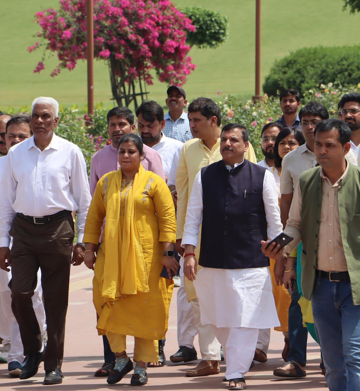 AAP MP Sanjay Singh invokes Gandhi’s struggle against British, pays ...