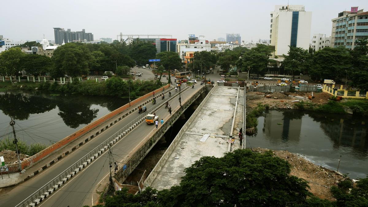 Chennai Corporation to expedite work on bridges across the city - The Hindu