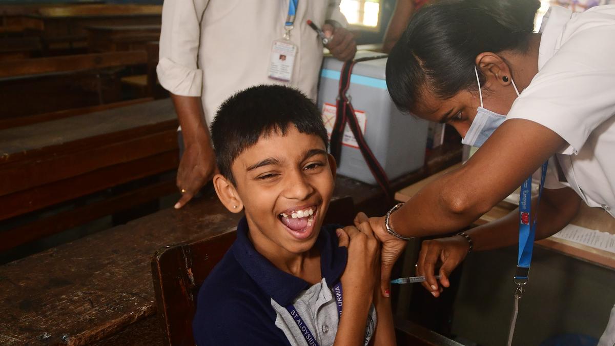 Good response to JE vaccination in twin districts - The Hindu