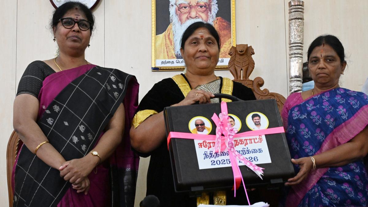 Erode Mayor presents ₹5 crore surplus budget for 2025-26 - The Hindu