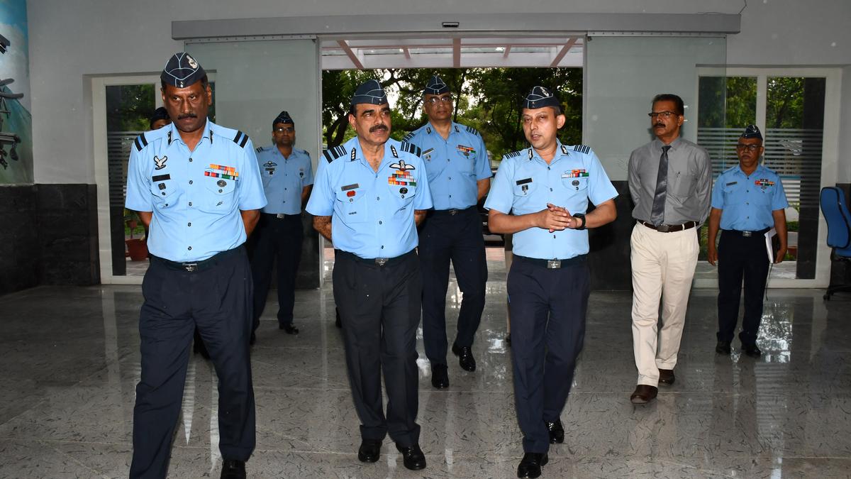Air Marshal S.K. Indoria visits AFAC in Coimbatore - The Hindu