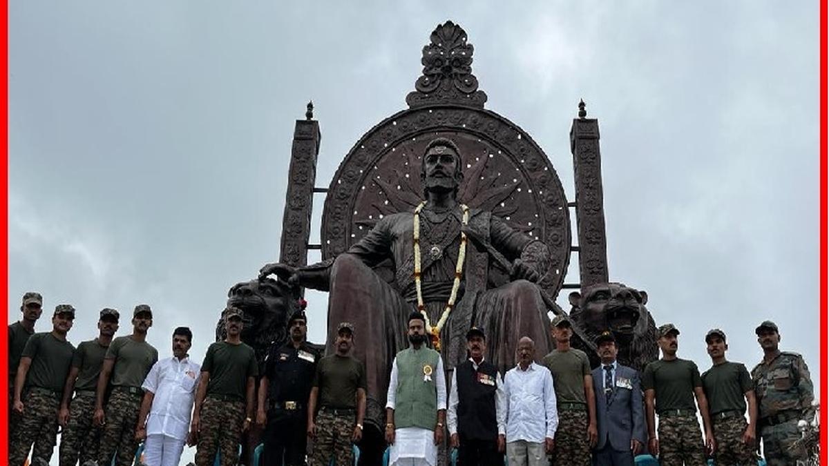 MLIRC organises synchronised trekking to mark Independence Day - The Hindu