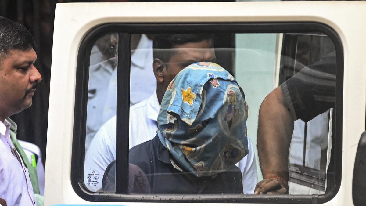 Kolkata woman doctor’s murder: Civic police volunteer of Kolkata Police arrested - The Hindu