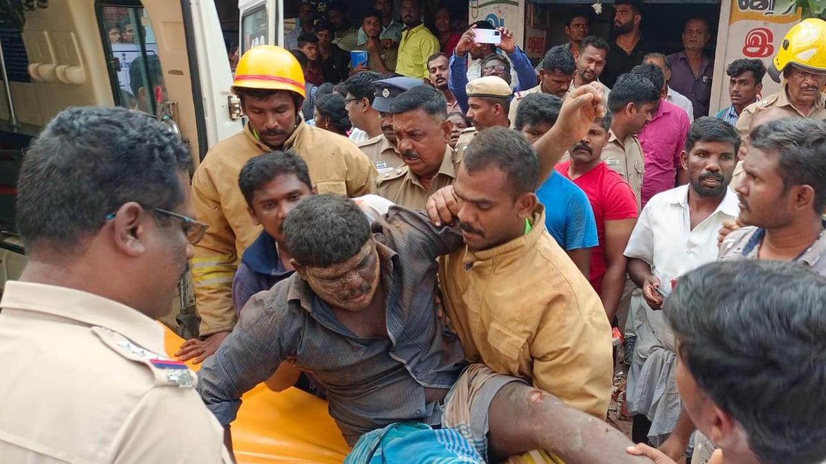 Two UGD workers rescued after compound wall collapses in Sivaganga - The Hindu