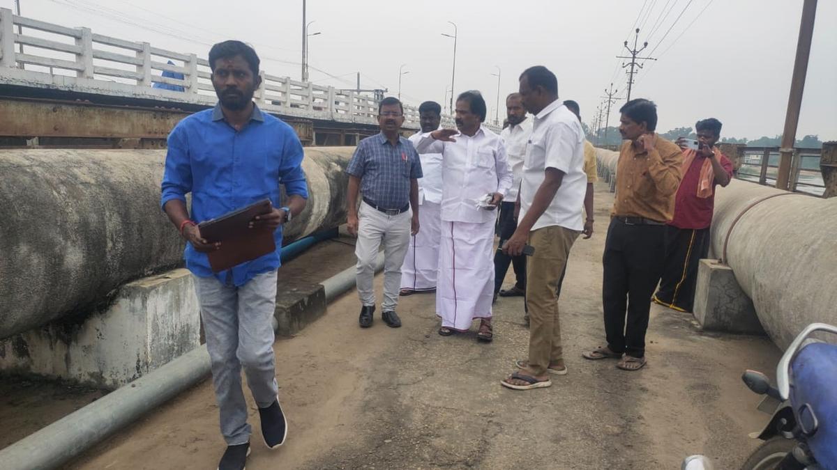 Old Cauvery bridge in Tiruchi likely to reopened for one-way two ...