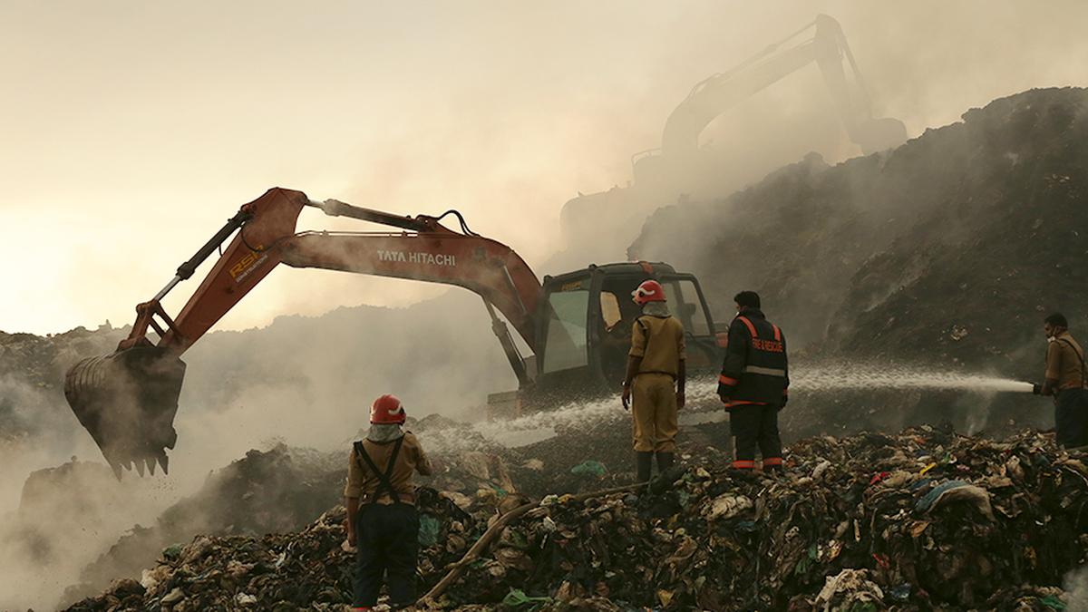 MLAs tasked with ensuring solid waste management in Kerala - The Hindu