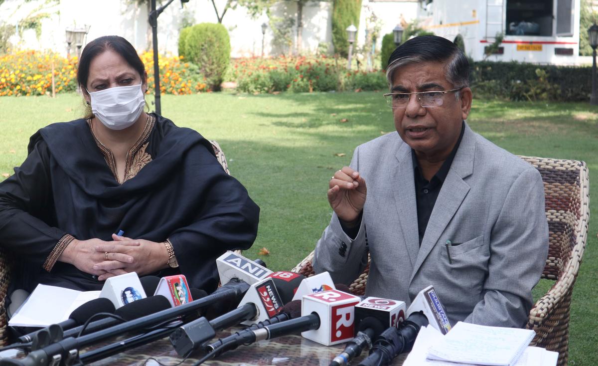 FIR registered against two BJP MPs in West Bengal recruitment scam ...