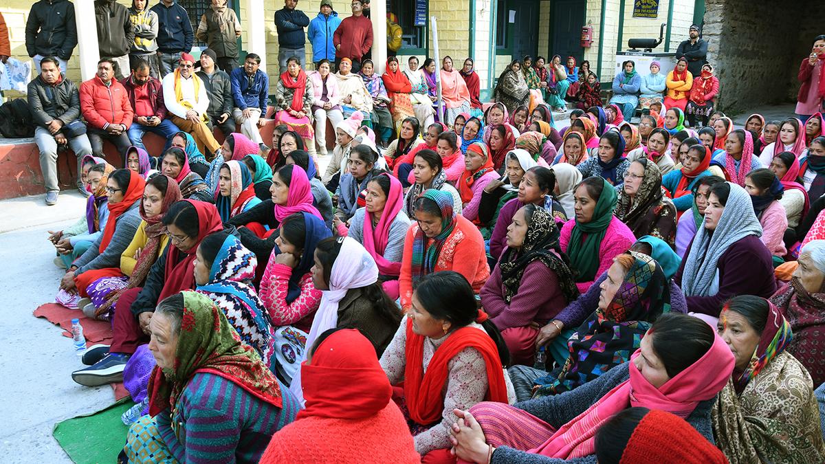 Amid posters against NTPC, Joshimath set to hold protest on Republic ...