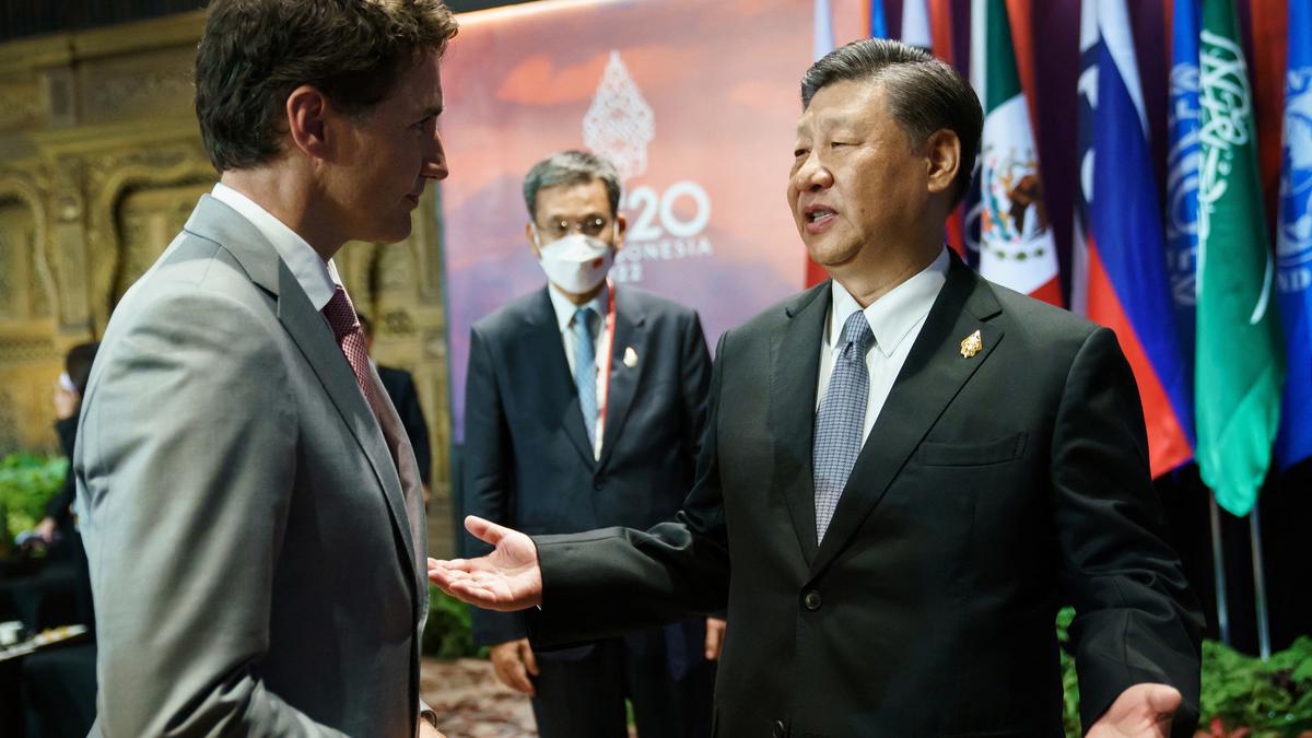 Chinese President Xi Jinping confronts Canadian PM Justin Trudeau at G ... Chinese President Xi Jinping confronts Canadian PM Justin Trudeau at G ...