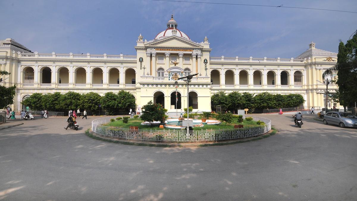 Mysuru heritage hospitals’ restoration may get over in one year - The Hindu