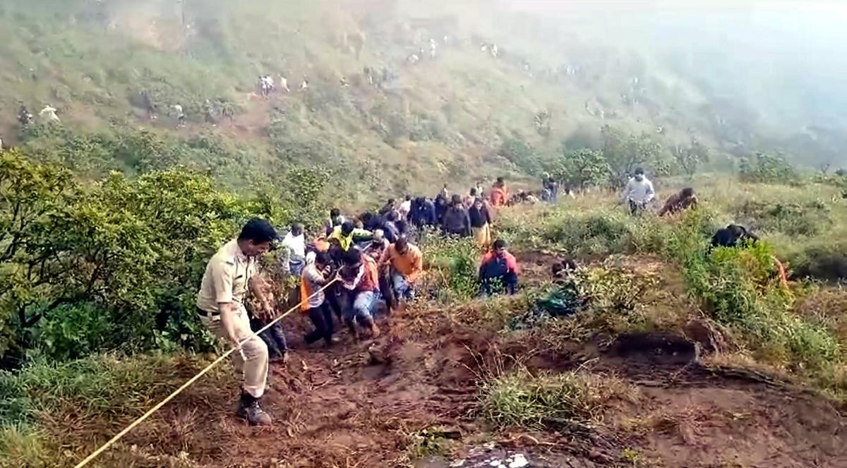 Several devotees visiting Deviramma Betta in Chikkamagaluru suffer ...
