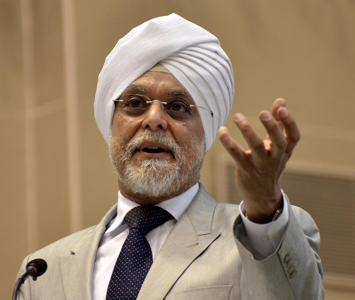 Review of ‘Unsealed Covers’ by Gautam Bhatia, the outspoken lawyer who ...