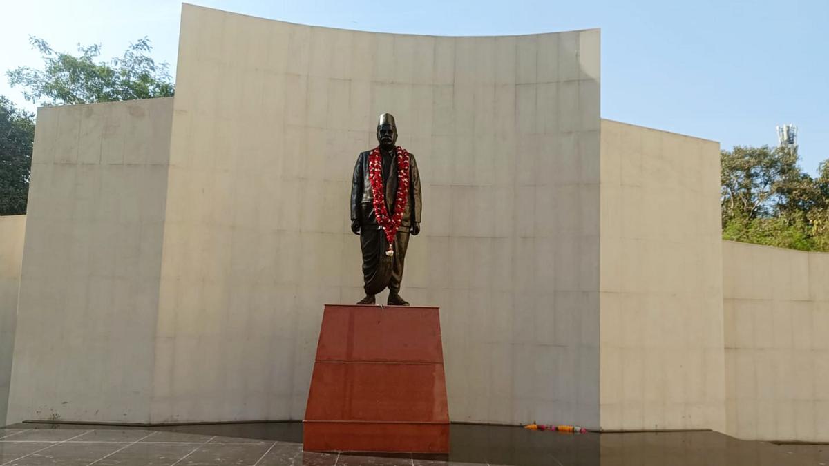 Rebuilt RSS office has three 13-storey towers, fuses modern tech with ...