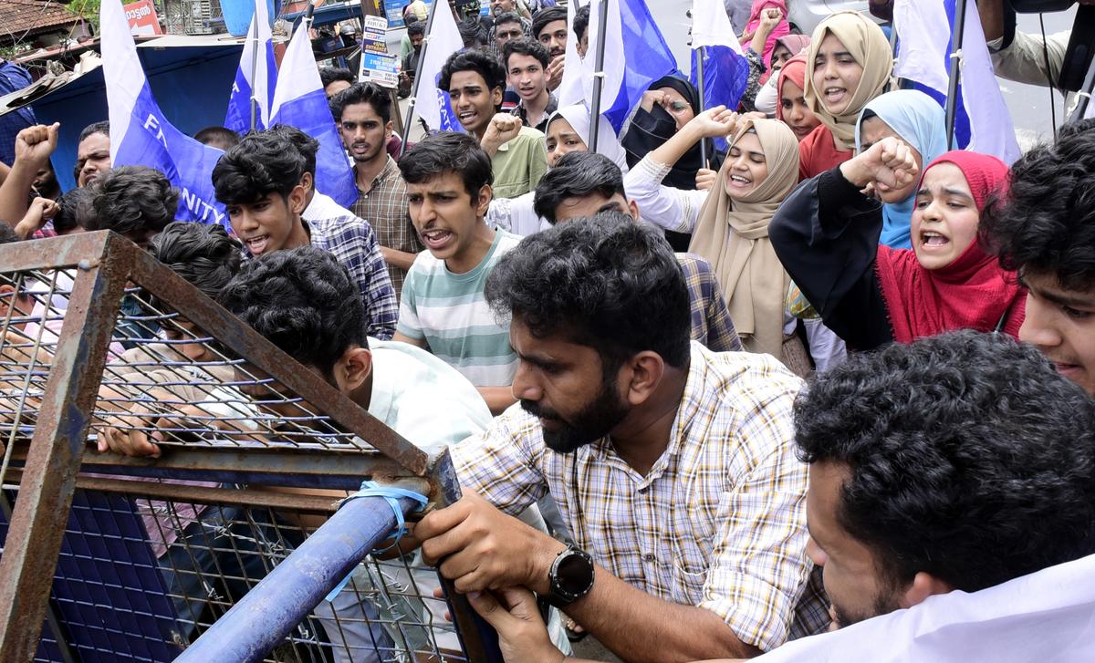 Protests greet release of The Kerala Story in Kozhikode - The Hindu